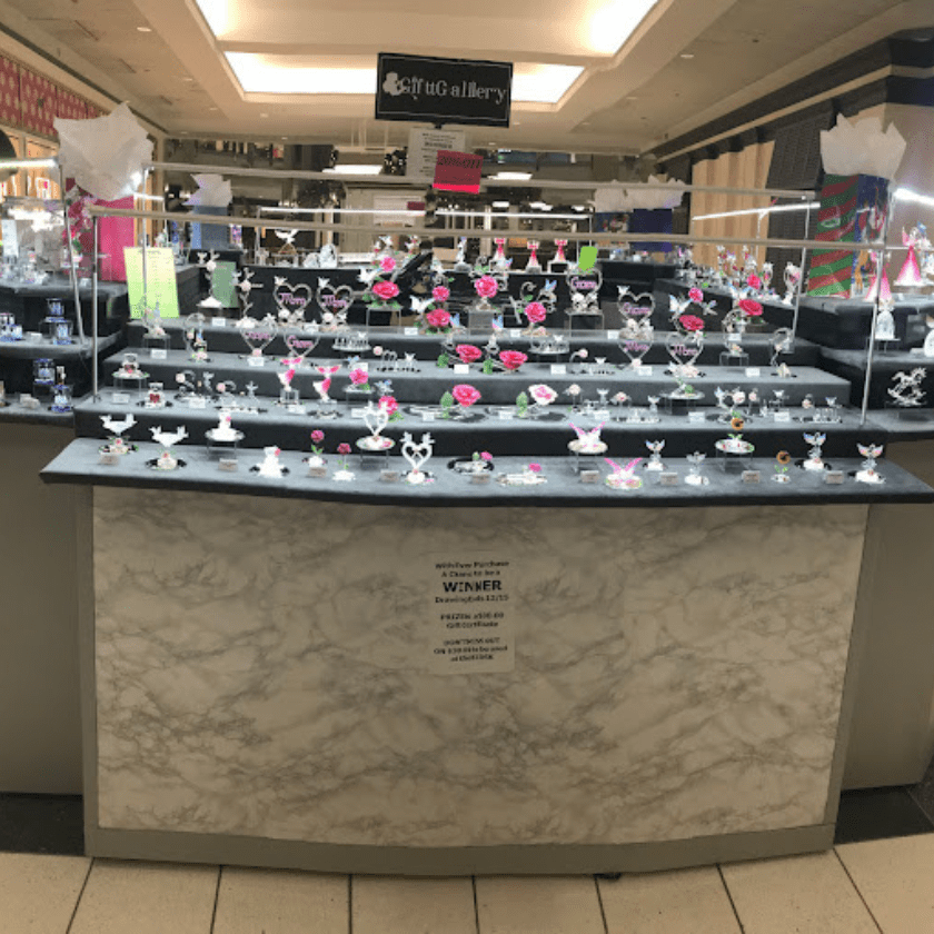 Gift Gallery: Unique Gifts & Local Crafts in Pigeon Forge - Pigeon ...