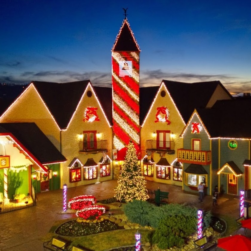 The Christmas Place: Your Year-Round Winter Wonderland - Pigeon Forge ...