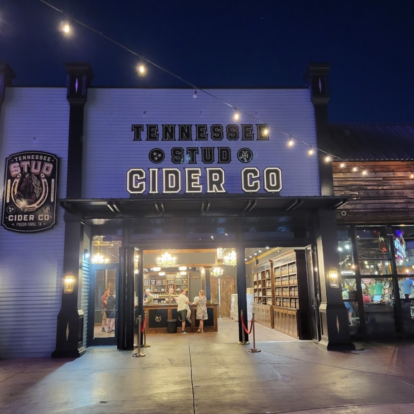 Tennessee Stud Cider: Enjoy Handcrafted Ciders in Pigeon Forge - Pigeon ...